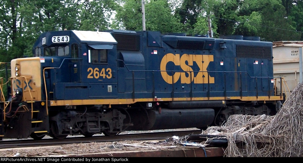 CSX 2643, conductor's side